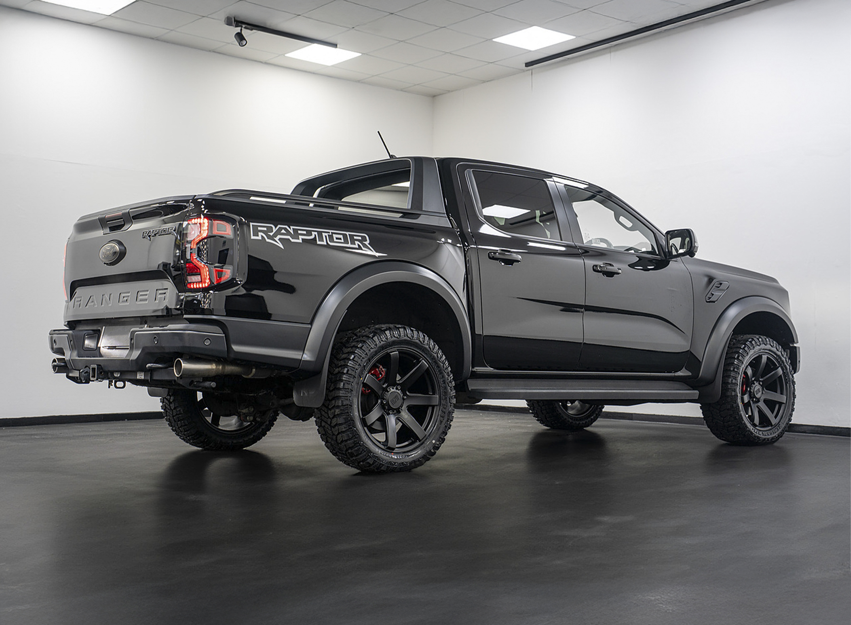 Ford Ranger Raptor - Alpha Gauntlet 2 - 360 Link - Automotive Styling ...